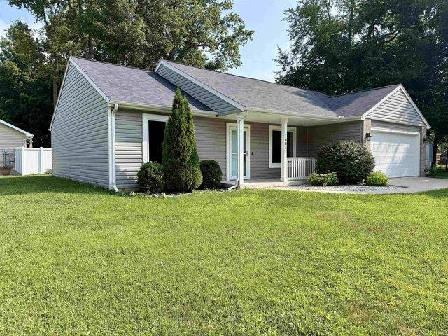 1604 Aspen Dr, Goshen, IN 46526