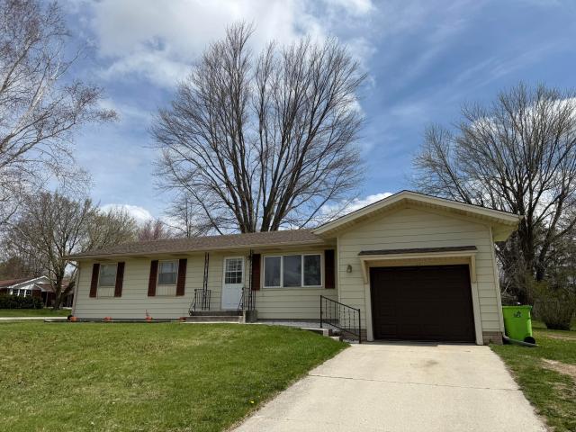 1604 Calumet Dr, New Holstein, WI 53061 | MLS #1959 | Compass