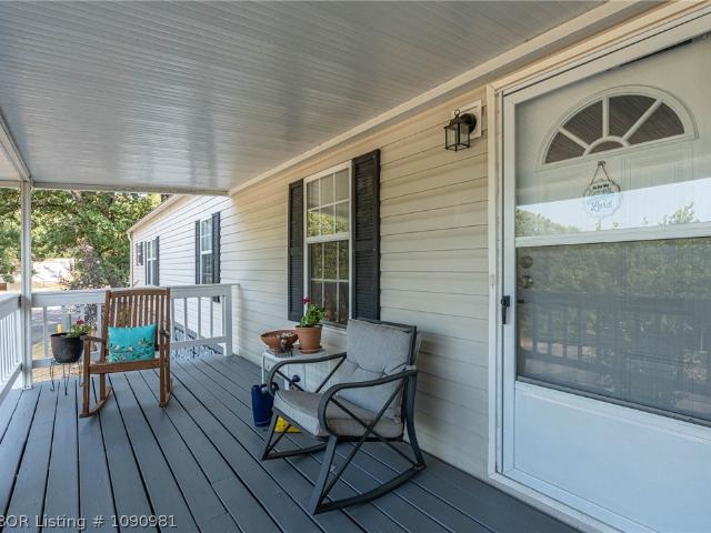 1604 Carriage Way