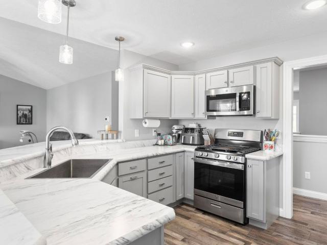 1604 Cobble Hill Drive