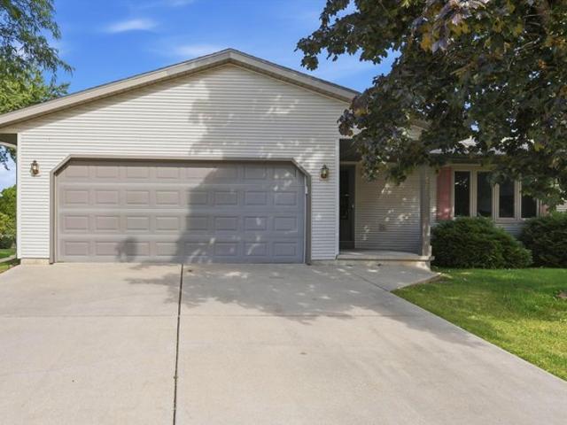 1604 Fairlawn Ave, North Fond du Lac, WI 54937