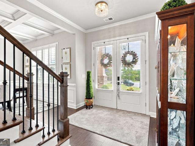 1604 Falcon Court
