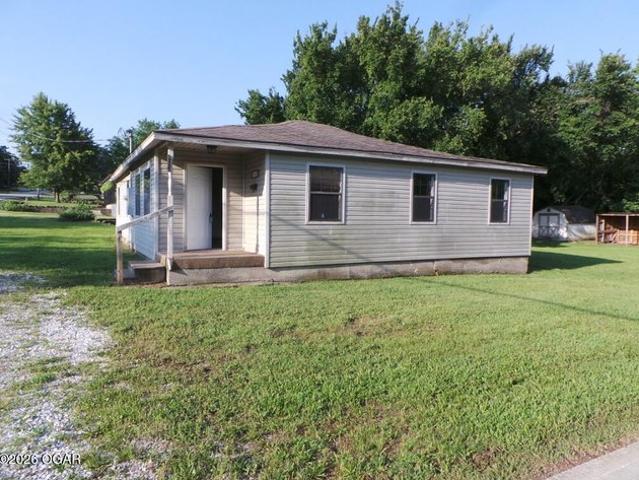1604 Galena Ave, Galena, KS 66739