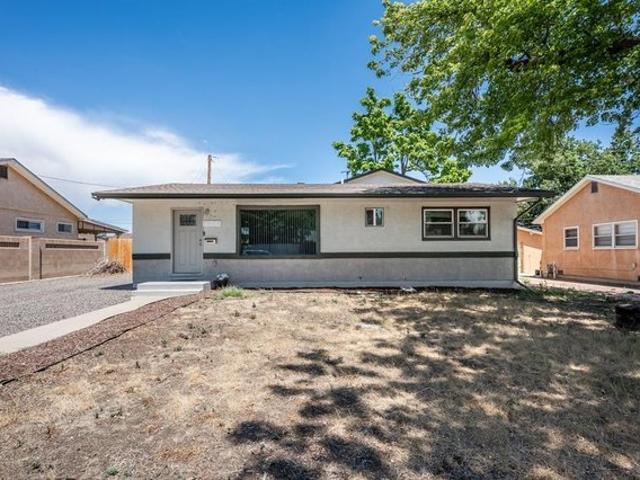 1604 Garwood Dr, Pueblo, CO 81005