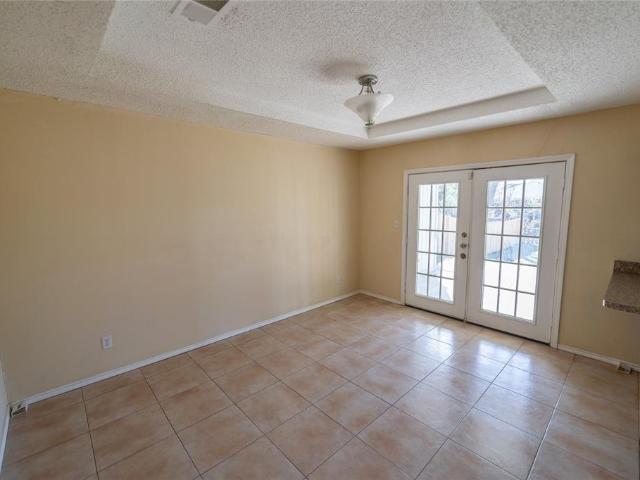 1604 Lilac Lane