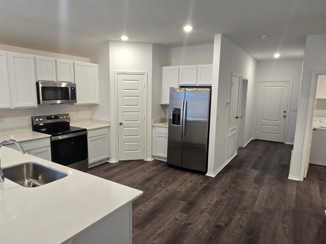 1604 Rambling Brook Drive