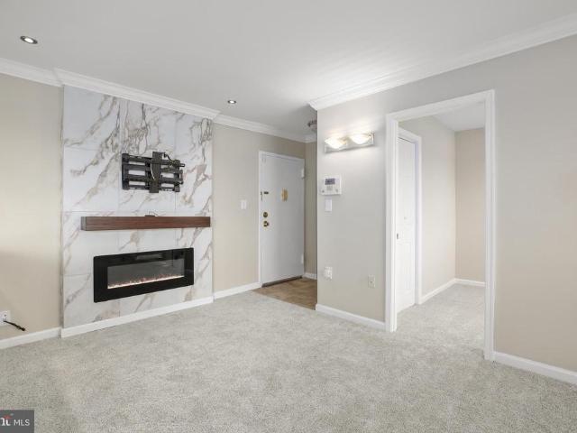 1604 Renate Drive # 303