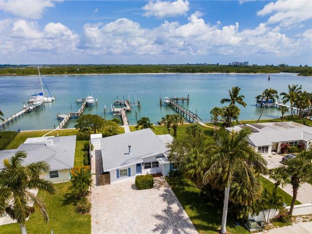 1604 Seaway Dr, Hutchinson Island, FL 34949 | MLS #297047 | Compass