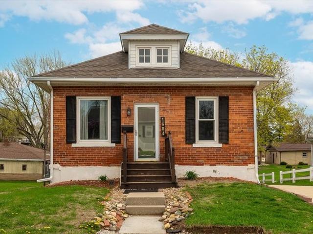 1604 Sobieski St, LaSalle, IL 61301