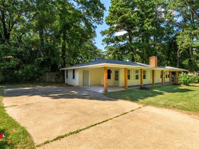 1604 Top Bluff Lane