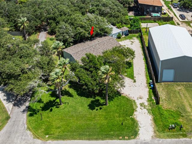 1604 Victoria Ave, Rockport, TX 78382 | MLS #467871