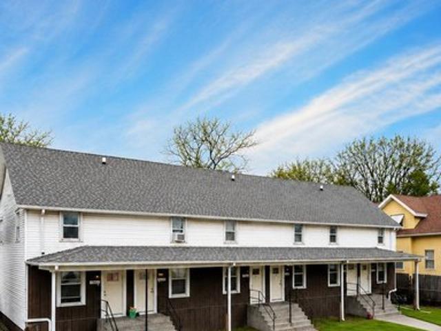 1604 W 9th St, Davenport, IA 52804