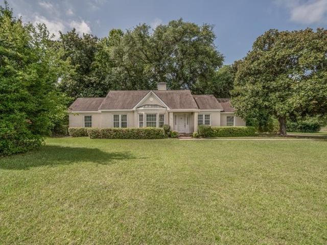 1604 W Marshall Ave, Longview, TX 75604