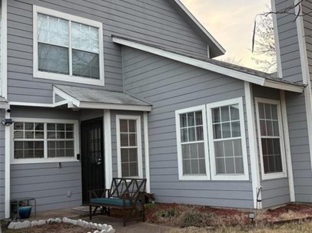 1604 Wickford Dr, Arlington, TX 76018