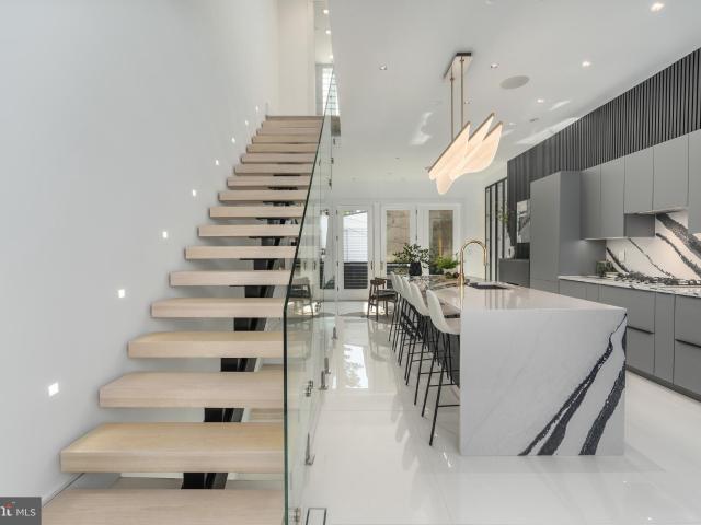 1604 13th St NW, Washington, DC 20009 | MLS #DCDC2243