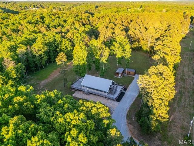16051 Forrest Dr, Houston, MO 65483