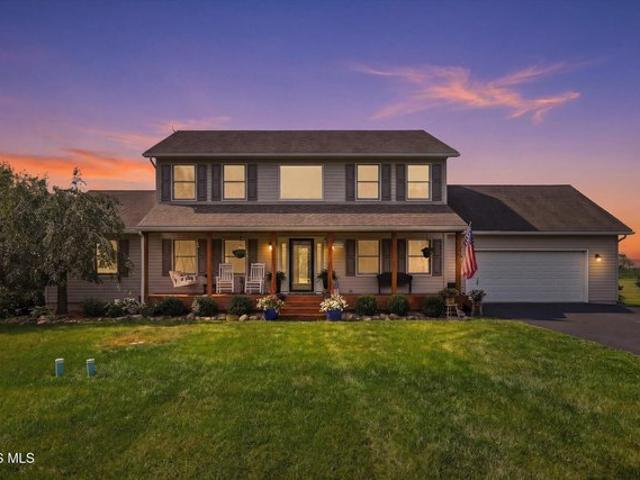 16056 W Smith Rd, Elmore, OH 43416