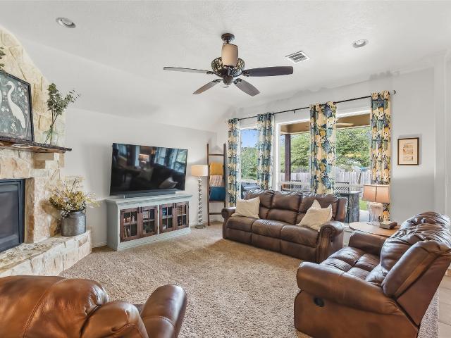 1605 Mariners Cove