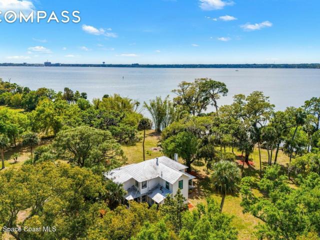 1605 N Tropical Trail, Merritt Island, FL