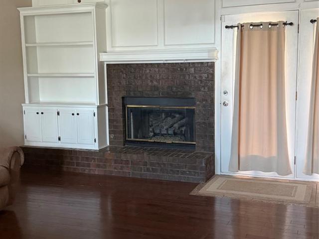 1605 NE 11th Street