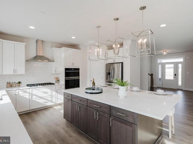 1605 A Oakland Road
