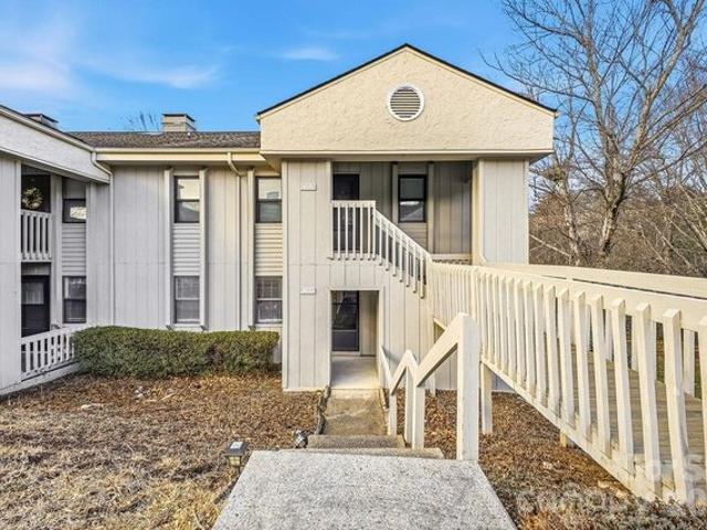 1605 Abbey Cir, Asheville, NC 28805