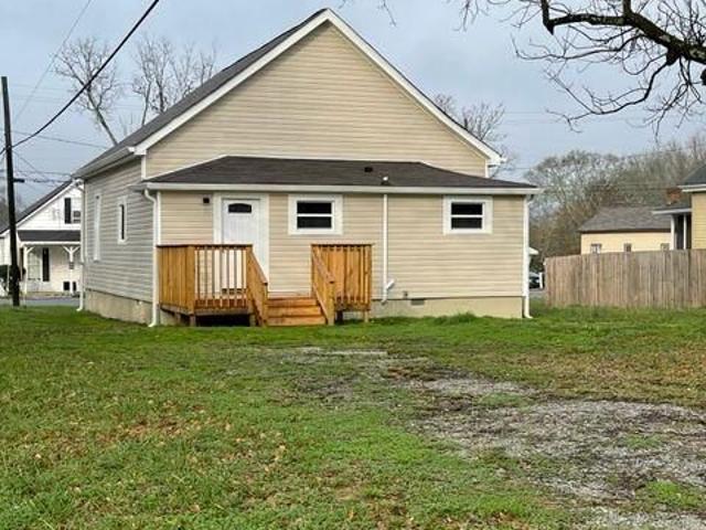 1605 Broad St NE, Conyers, GA