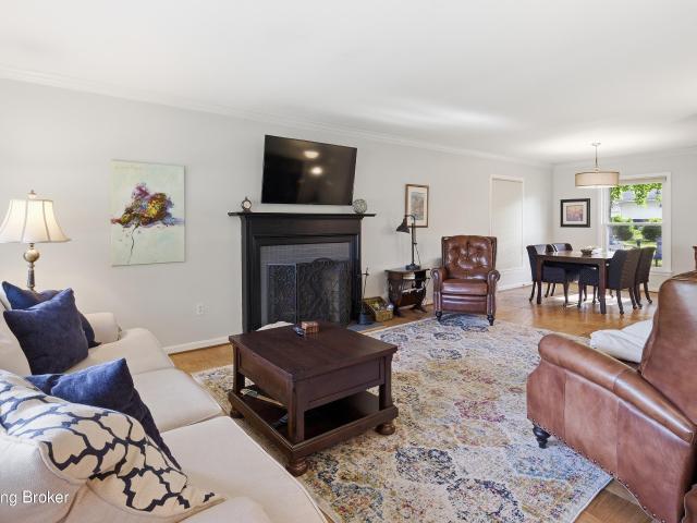 1605 Clearview Dr