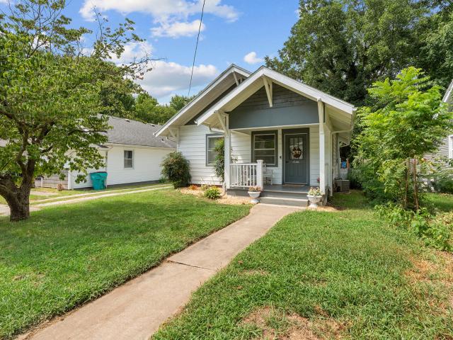 1605 E Cairo Street