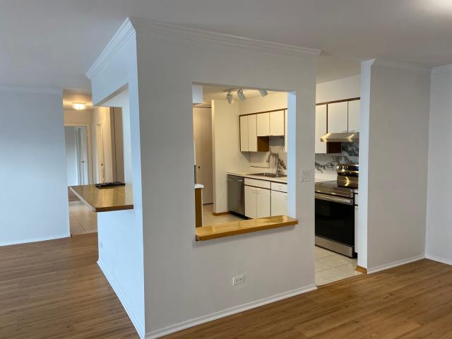 1605 E Central Rd, Unit 410B, Arlington Heights, IL 60005 | MLS #12616