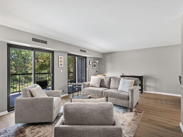 1605 E Central Road # 211B