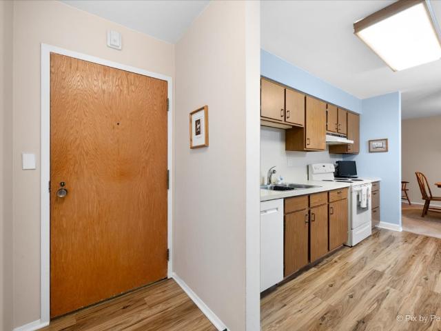 1605 E Central Road # 301A