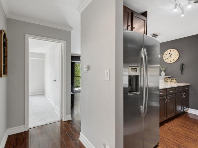 1605 E Central Road # 304A