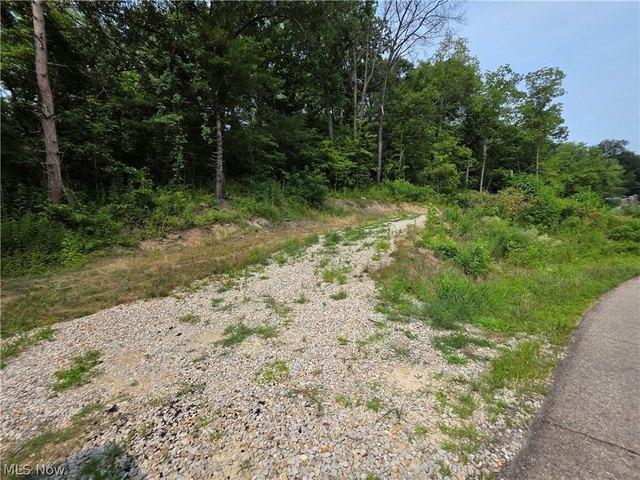 1605 Gilbert Rd, Zanesville, OH 43701