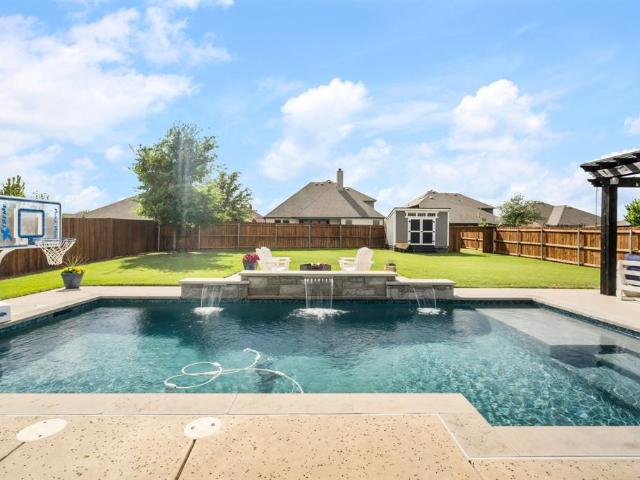 1605 Granite Way