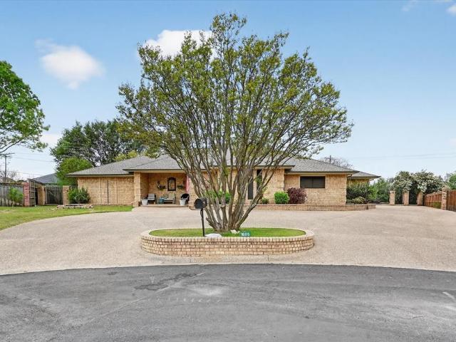 1605 Heather Ct, Cleburne, TX 76033 | MLS #21219
