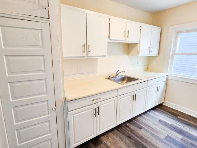 1605 Hillcrest Road 2 Bedroom Apartment for Rent at 1605 Hillcrest Rd, Cleveland Heights, OH 44118 Cleveland Heights