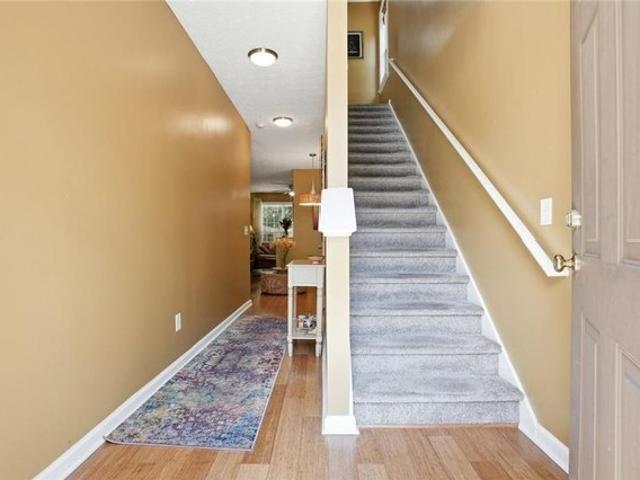 1605 Jackson Trace Ct NW, Atlanta, GA 30318