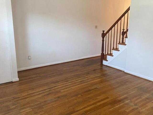 1605 Lynch Road