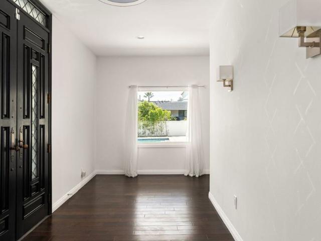1605 Loma Vista Drive