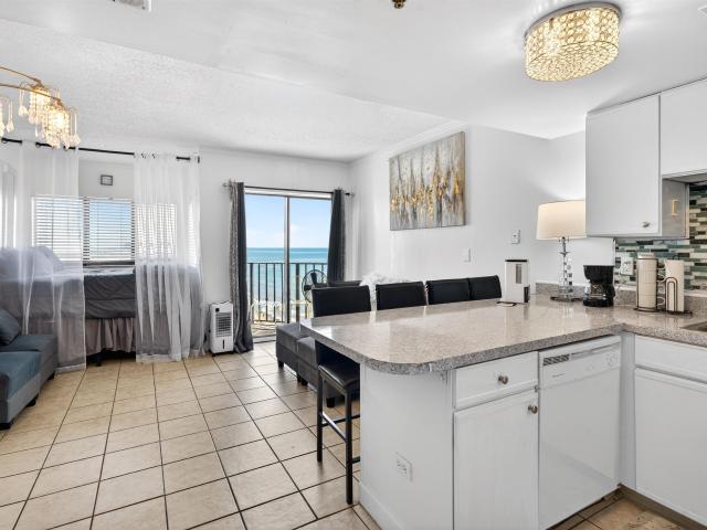 1605 S Ocean Blvd. 1706