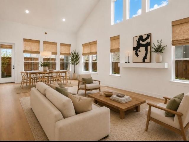 1605 Sandhill Lane