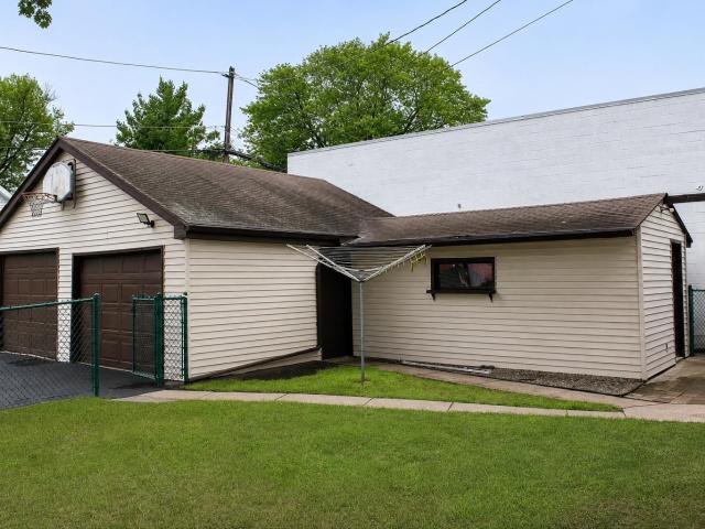 1605 w haskel street