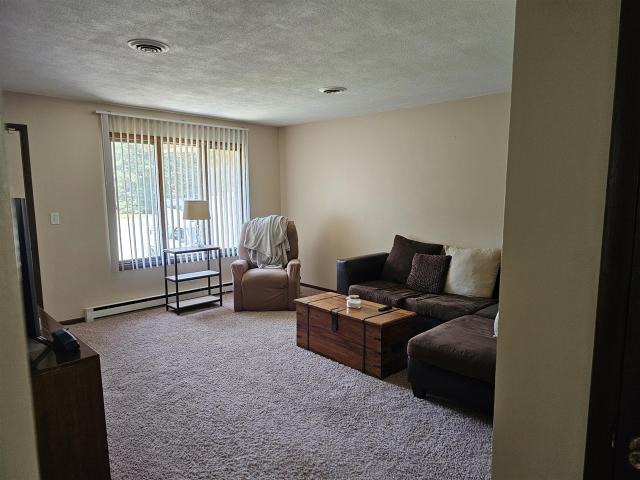 1605 &1609 Pheasant Run