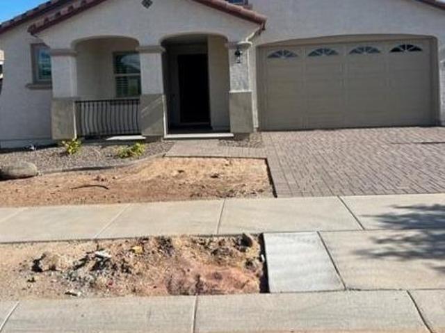 16063 W Charlotte Dr, Surprise, AZ 85387