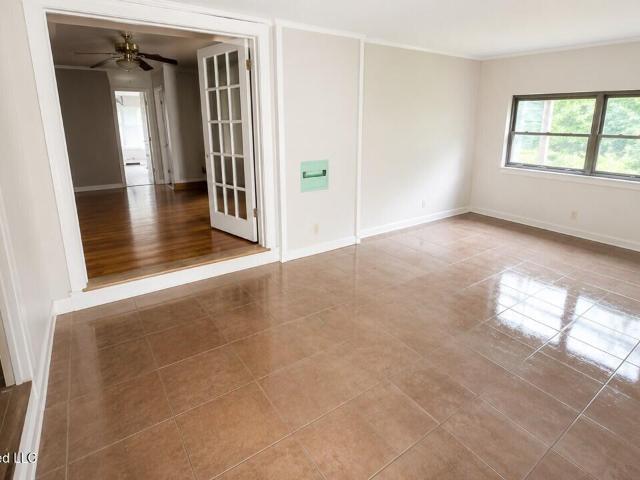 16063 E Highway 16