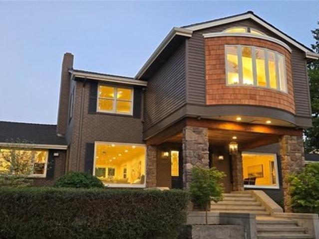 16066 Inglewood Rd NE, Kenmore, WA 98028