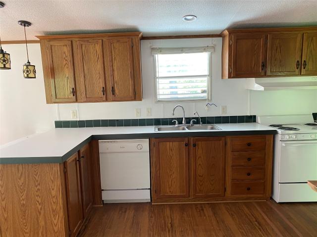 16066 N Loop Dr, Plantersville, TX 77363 | MLS #15073 | Compass