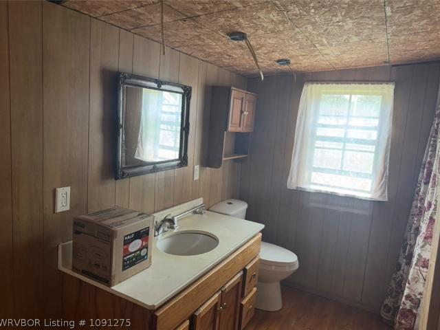 16069 N US Highway 71