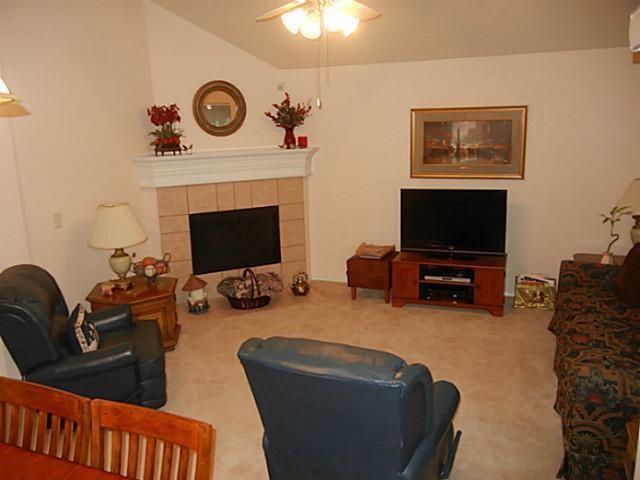 1606 Mapleleaf Fall